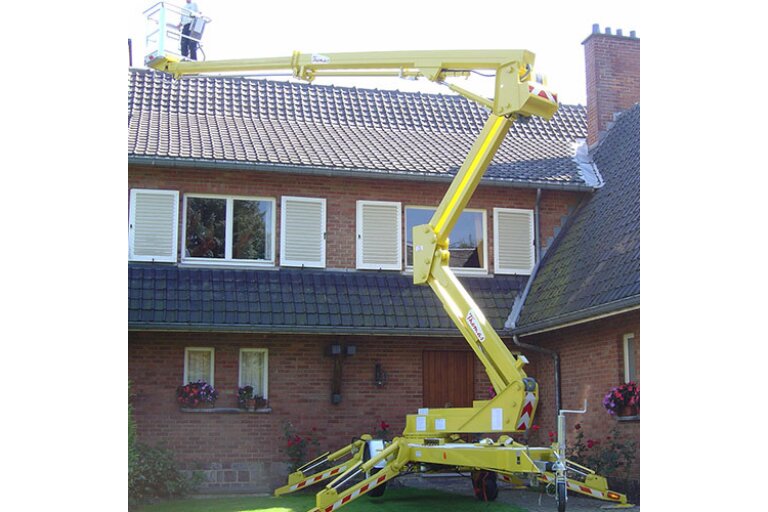 Het juiste gereedschap voor dakreiniging: wat heb je nodig? - Oben Renting